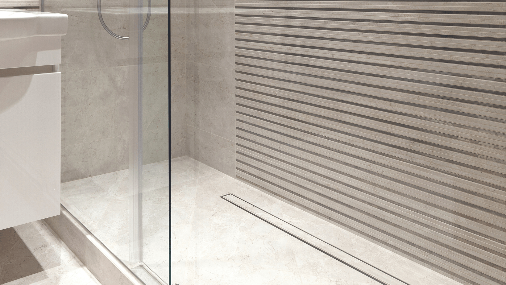 Doccia a Filo Pavimento: Per Uno Stile Moderno e Funzionale